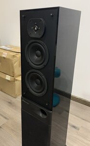 Loa cột Canada Mirage M990 | VNAV - Mạng Nghe nhìn Việt nam